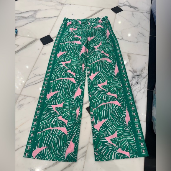 Lilly Pulitzer | Pants & Jumpsuits | Lilly Pulitzer Green And Pink Leaf ...